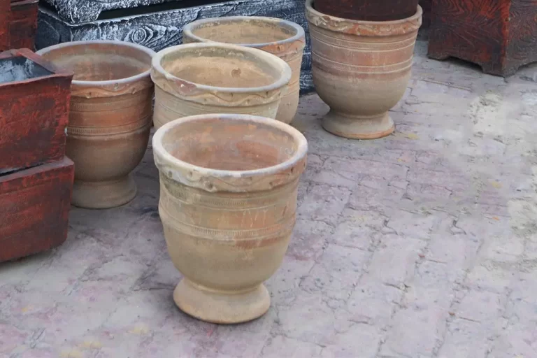 Mud Pot Designs | Uses | Plants | Handmade Near Me - Faizan Farms